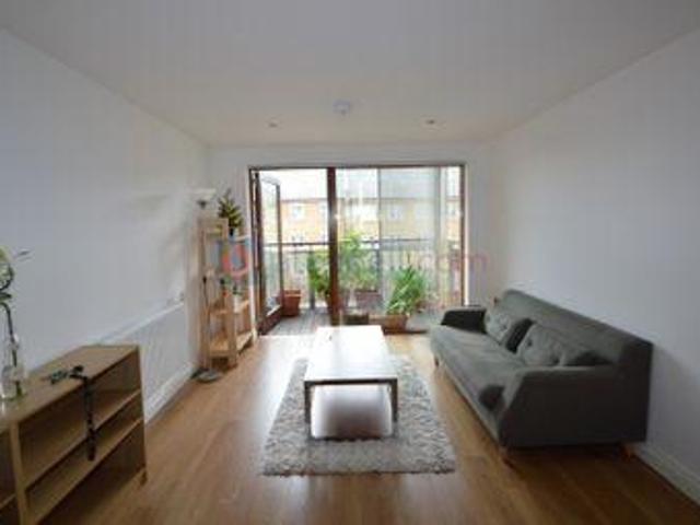 2 Bedrooms Flat for rent in Campbell Road, London E3