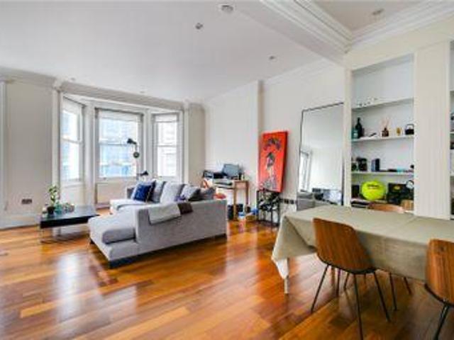 2 Bedrooms Flat for rent in Campden Hill Gardens, London W8