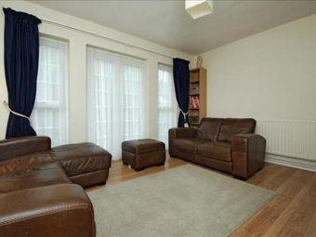 2 Bedrooms Flat for rent in Campden Road, South Croydon, Croydon CR2