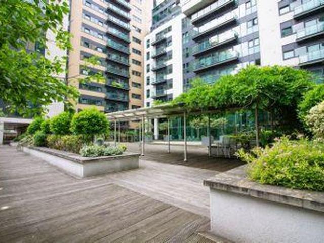 2 Bedrooms Flat for rent in Canary Wharf, London E14