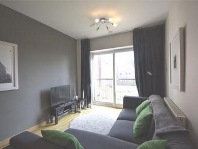 2 Bedrooms Flat for rent in Canon Court, 91 Manor Road, Wallington, Surrey SM6