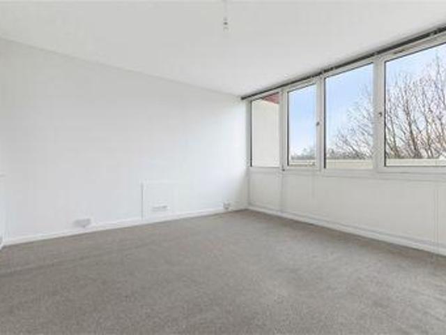2 Bedrooms Flat for rent in Canterbury House, Royal Street, London SE1