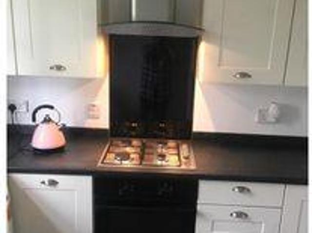 2 Bedrooms Flat for rent in Cardowan Rd, Glasgow G32