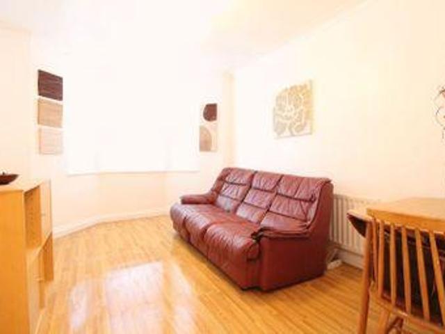 2 Bedrooms Flat for rent in Cardigan Mews, Cardigan Street, Luton LU1