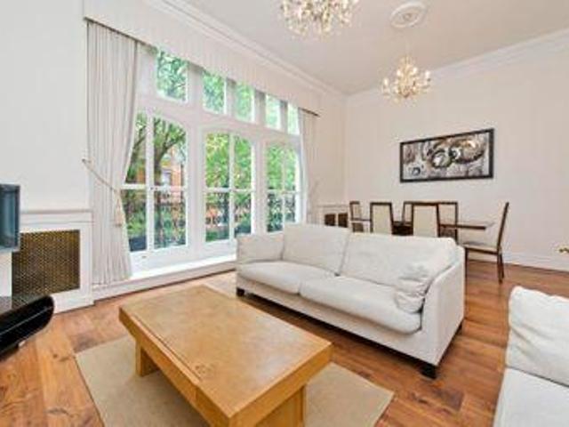 2 Bedrooms Flat for rent in Carmel Court, Holland Street, London W8
