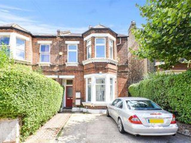 2 Bedrooms Flat for rent in Carnarvon Road, London E15
