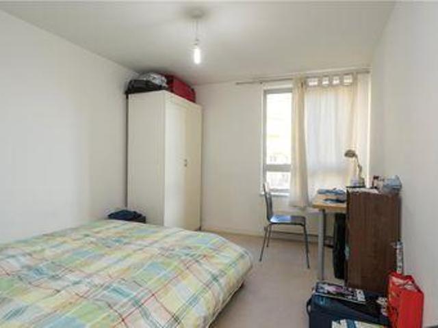 2 Bedrooms Flat for rent in Carronade Court, Eden Grove N7