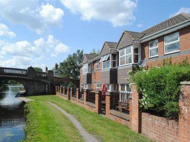 2 Bedrooms Flat for rent in Cartwright Street, Loughborough LE11