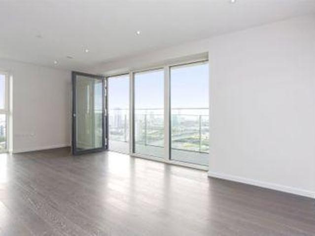 2 Bedrooms Flat for rent in Cassia Point, Stratford E20