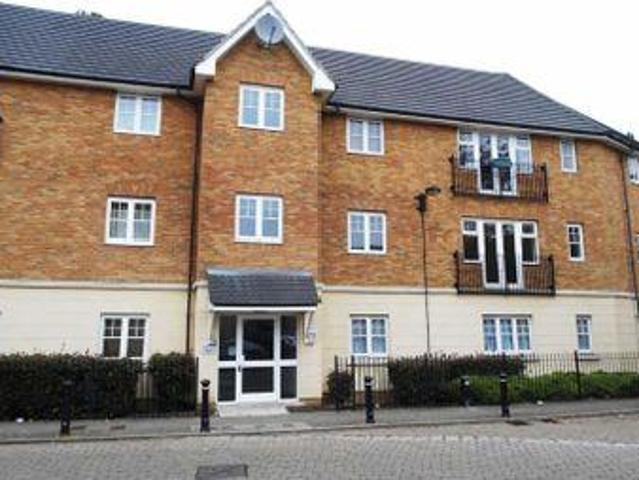 2 Bedrooms Flat for rent in Caspian Way, Purfleet RM19