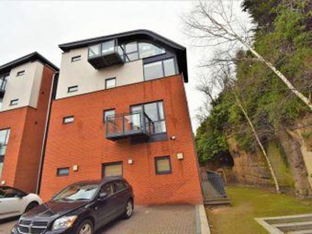 2 Bedrooms Flat for rent in Castle Boulevard, Nottingham NG7