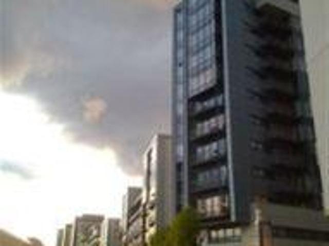 2 Bedrooms Flat for rent in Castlebank Drive, Glasgow G11