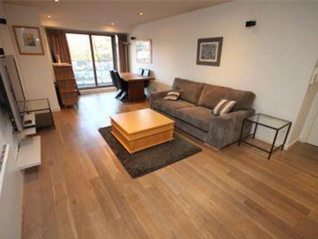 2 Bedrooms Flat for rent in Castlegate, Chester Road, Manchester M15