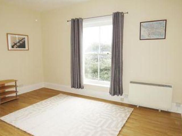 2 Bedrooms Flat for rent in Castledown Terrace, Hastings TN34