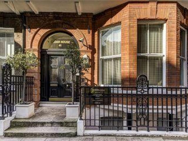 2 Bedrooms Flat for rent in Cedar House, Marylebone, London W1U