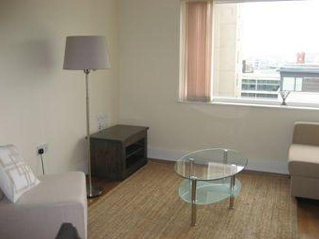 2 Bedrooms Flat for rent in Celestia Falcon Drive, Cardiff Bay CF10