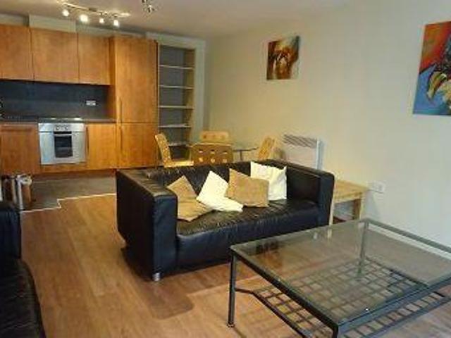 2 Bedrooms Flat for rent in Centenary Plaza, 18 Holliday Street B1
