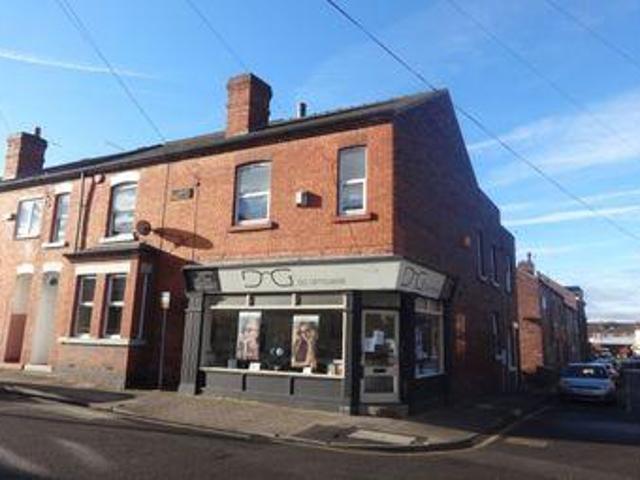 2 Bedrooms Flat for rent in Church Lane, Normanton WF6