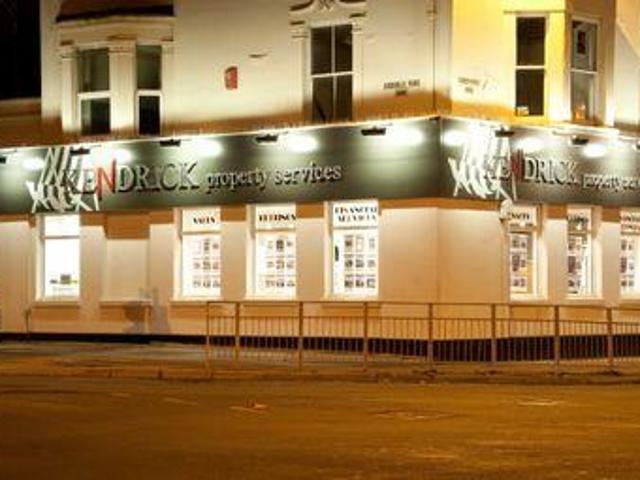 2 Bedrooms Flat for rent in Church Road, Hove BN3