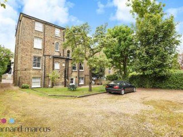 2 Bedrooms Flat for rent in Church Road, Richmond TW10