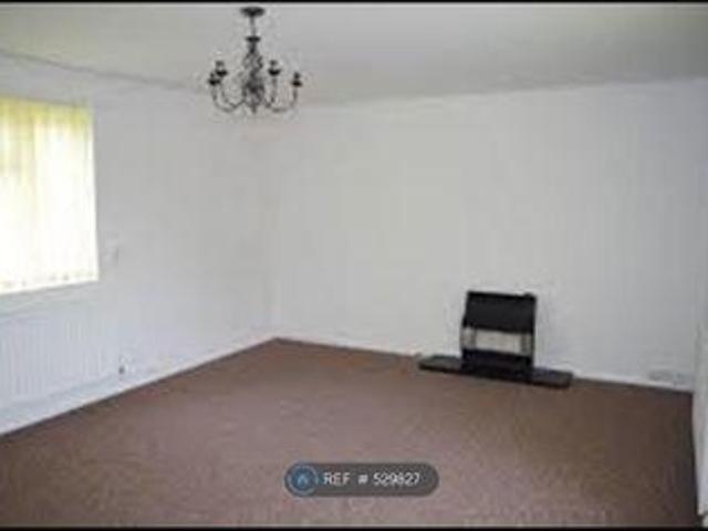 2 Bedrooms Flat for rent in Church Street, Highbridge TA9