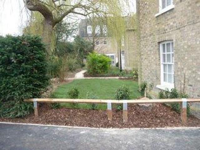2 Bedrooms Flat for rent in Church Street, St. Neots PE19
