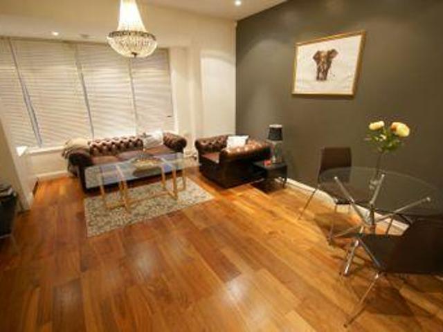 2 Bedrooms Flat for rent in Church Wood Avenue, Headingley, Leeds LS6