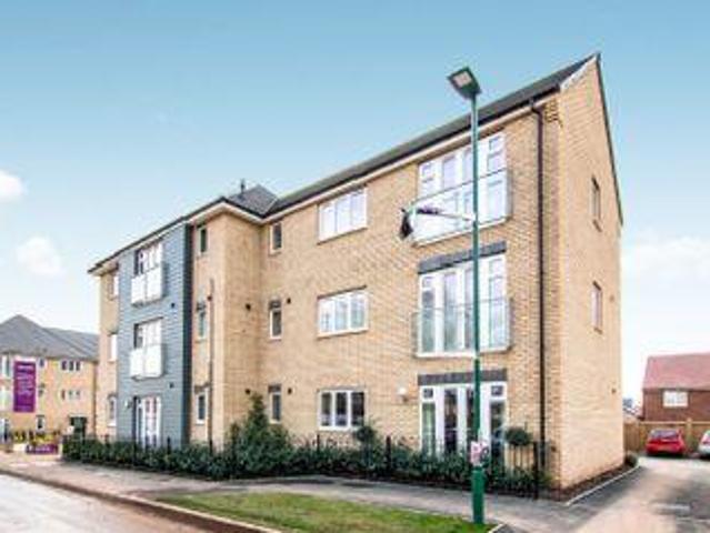 2 Bedrooms Flat for rent in Chalfont Drive, Nottingham NG8