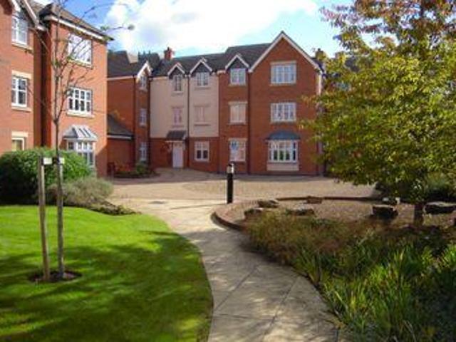 2 Bedrooms Flat for rent in Chancel Court, Solihull B91