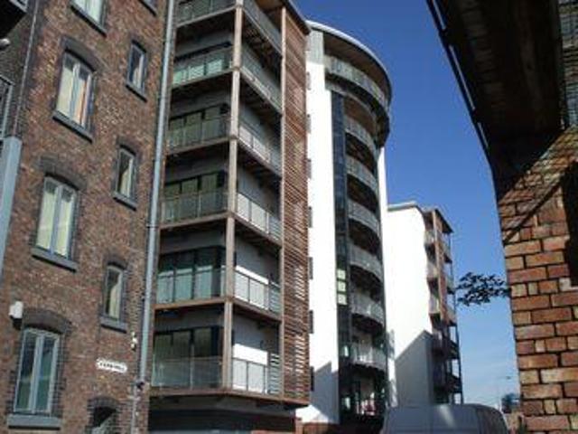 2 Bedrooms Flat for rent in Chandlers Wharf, Liverpool L1