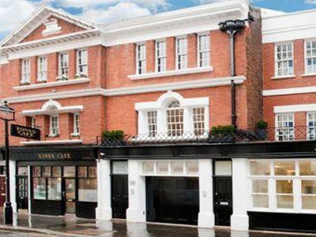 2 Bedrooms Flat for rent in Chapter Street, Westminster, London SW1P