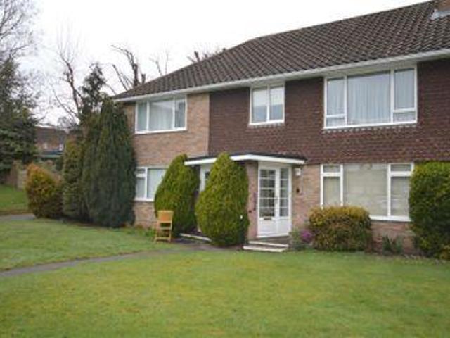 2 Bedrooms Flat for rent in Charmouth Court, St.Albans AL1