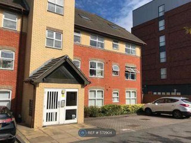 2 Bedrooms Flat for rent in Charles Place, Reading RG1
