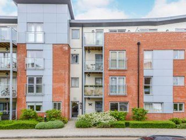 2 Bedrooms Flat for rent in Charrington Place, St.Albans AL1