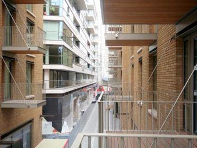 2 Bedrooms Flat for rent in Chatsworth House, Duchess Walk, London SE1