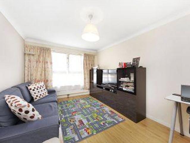 2 Bedrooms Flat for rent in Cheadle Court, Henderson Drive, Wharncliffe Gardens Estate, London NW8