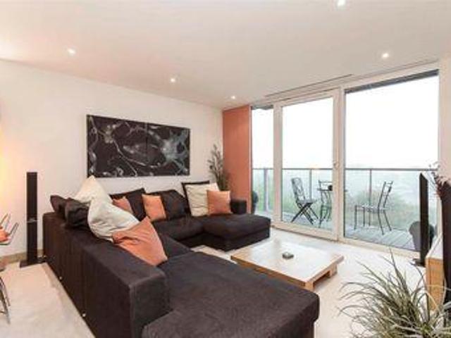 2 Bedrooms Flat for rent in Chelsea Bridge Wharf, London SW11