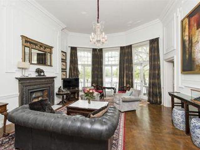 2 Bedrooms Flat for rent in Chelsea Embankment, London SW3