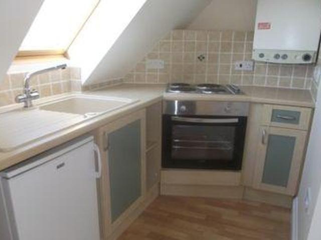 2 Bedrooms Flat for rent in Cherwell Road, Heathfield TN21