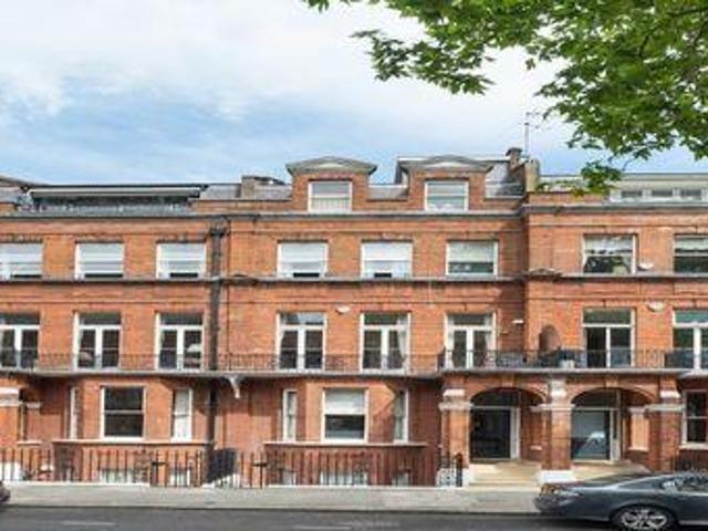 2 Bedrooms Flat for rent in Cheyne Gardens, Chelsea SW3