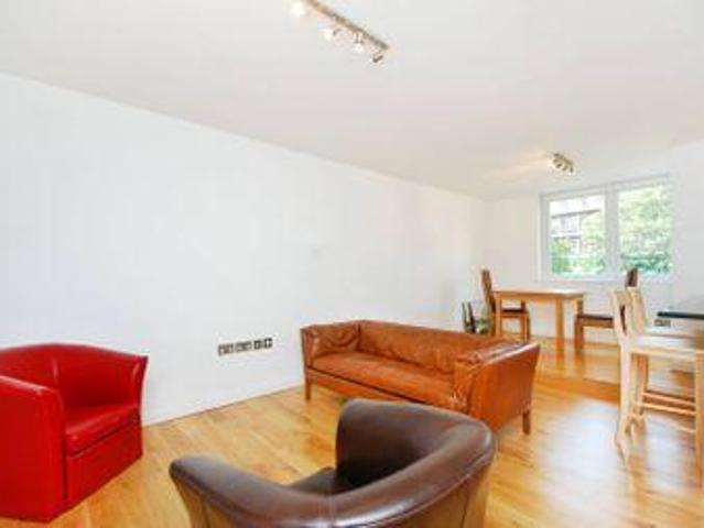 2 Bedrooms Flat for rent in Cheyne Walk, Chelsea SW3