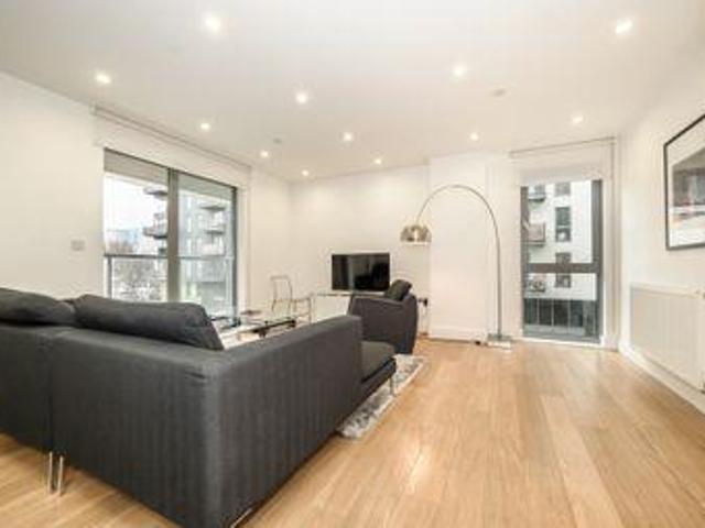 2 Bedrooms Flat for rent in Christian Street, London E1