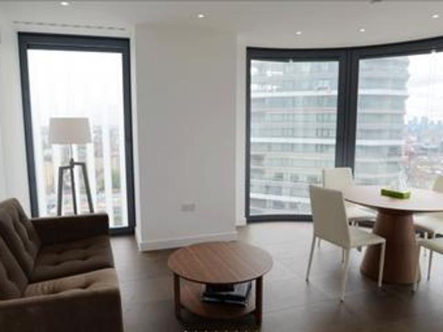 2 Bedrooms Flat for rent in Chronicle Tower, 261B City Road, London EC1V