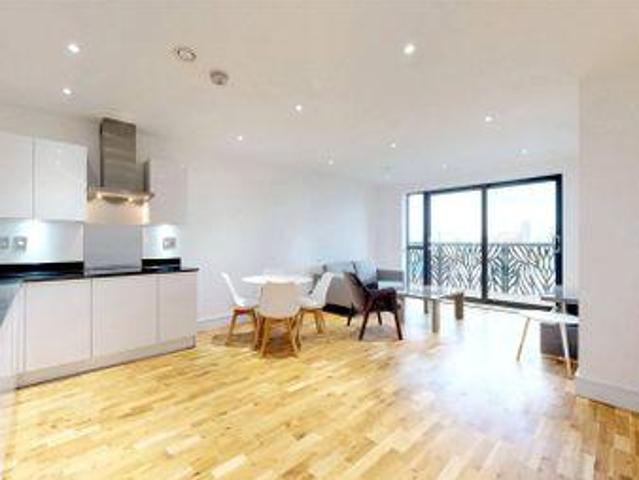 2 Bedrooms Flat for rent in City View Point, London E14