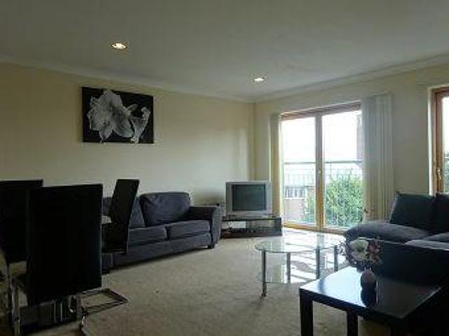 2 Bedrooms Flat for rent in City Walk, Irving Street, Birmingham B1