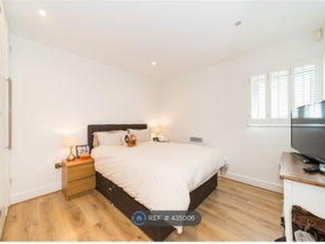 2 Bedrooms Flat for rent in City Walk, London SE1