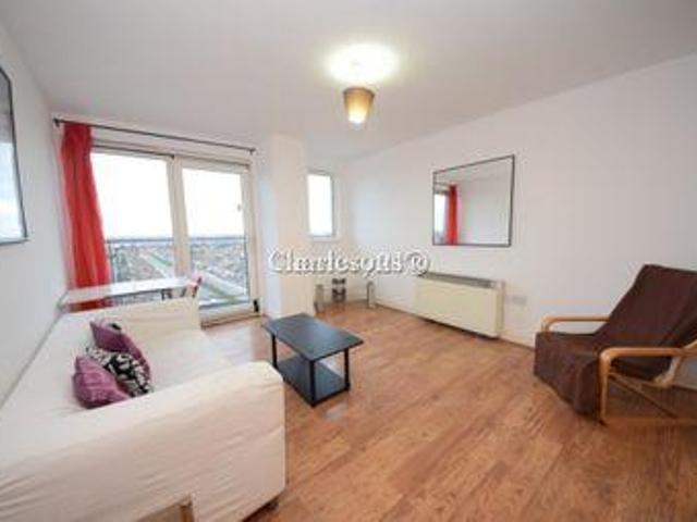 2 Bedrooms Flat for rent in City Gate House, Eastern Avenue IG2