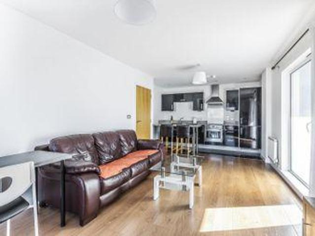 2 Bedrooms Flat for rent in City Peninsula, Barge Walk, Lower Riverside SE10