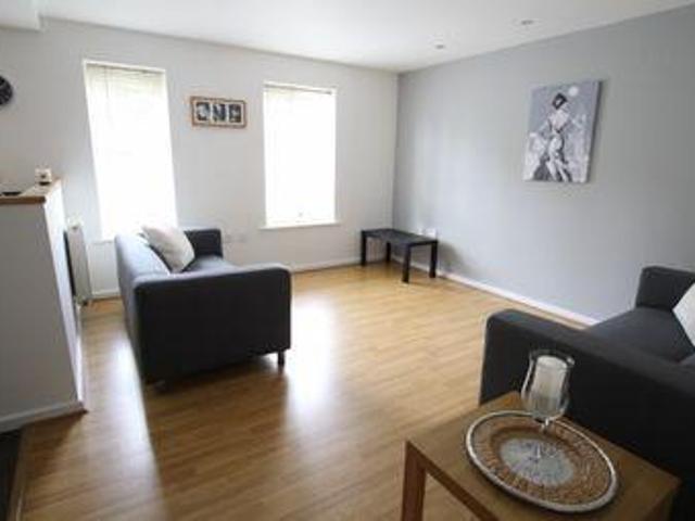 2 Bedrooms Flat for rent in City Quay, Ellerman Road, Riverside, Liverpool L3