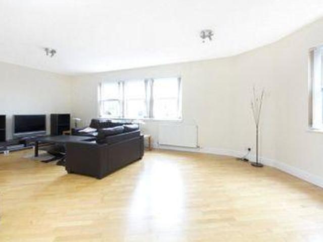 2 Bedrooms Flat for rent in City Road, Old Street, London EC1V